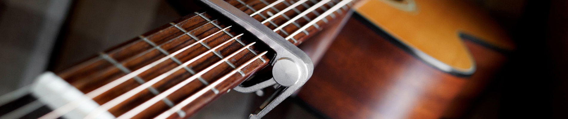 Comment choisir son capodastre ? | Guitare.org